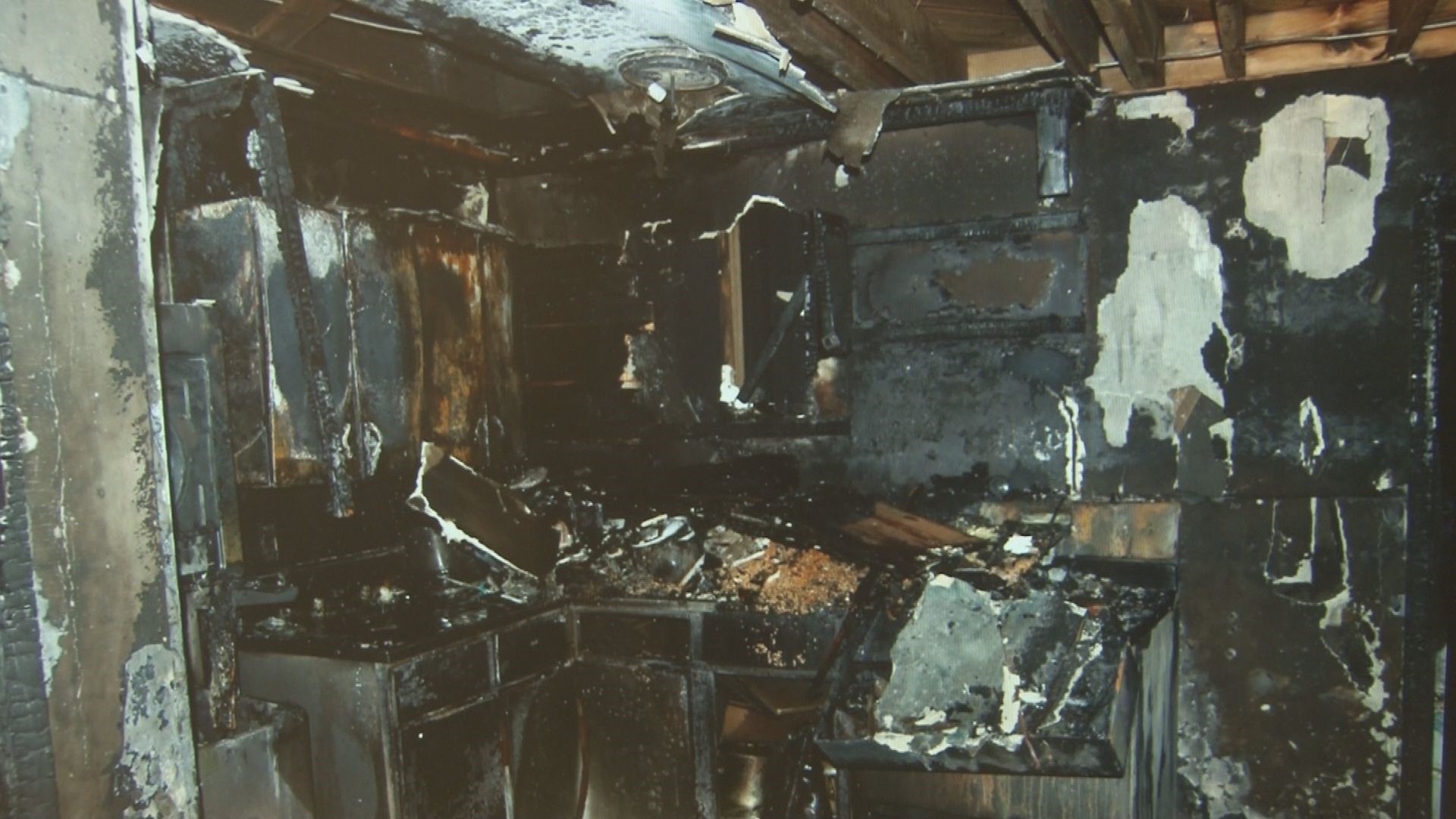 Inside The Deadly Summit Ave. Apartment Fire: Official Report | 10tv.com