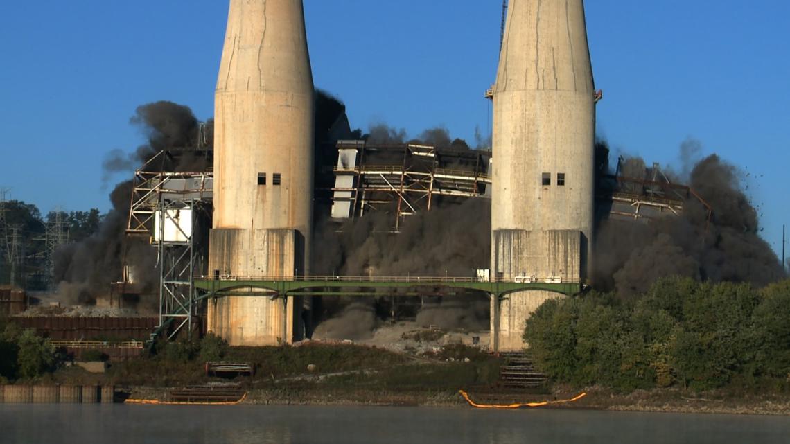 Duke Energy implodes old boiler house in New Albany | wthr.com