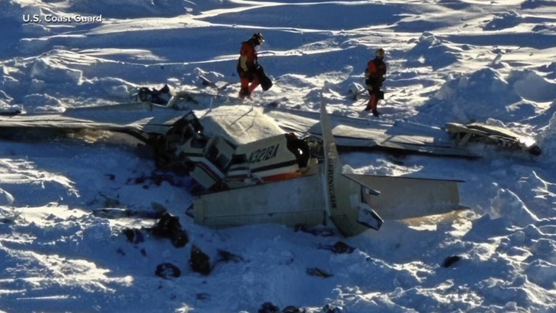 Bering Sea plane crash victims' bodies recovered before storm ...