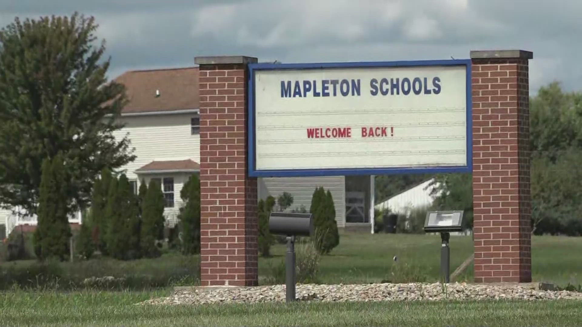 Mapleton High School evacuated due to student illnesses | 10tv.com