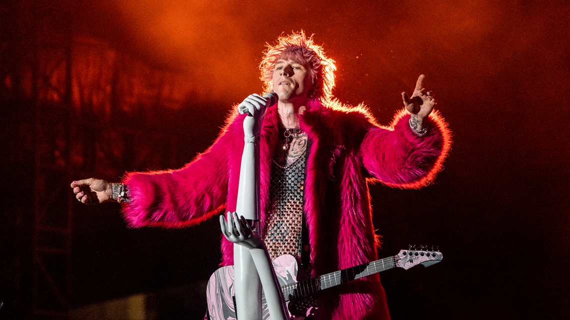 Machine Gun Kelly, Trippie Redd to perform free Columbus concert | 10tv.com