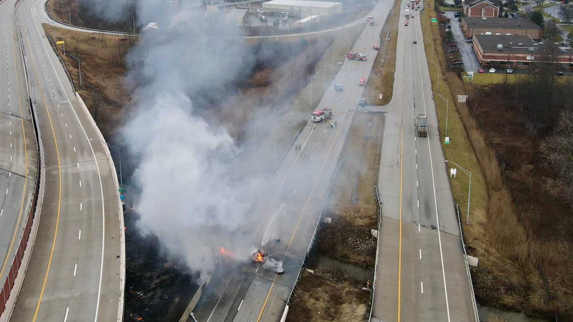 Driver killed in fiery tanker truck crash in northeast Ohio | 10tv.com