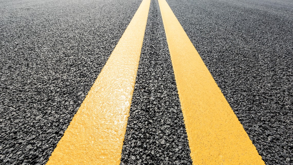 Man impersonates police officer, attempts traffic stop in Viola | wqad.com