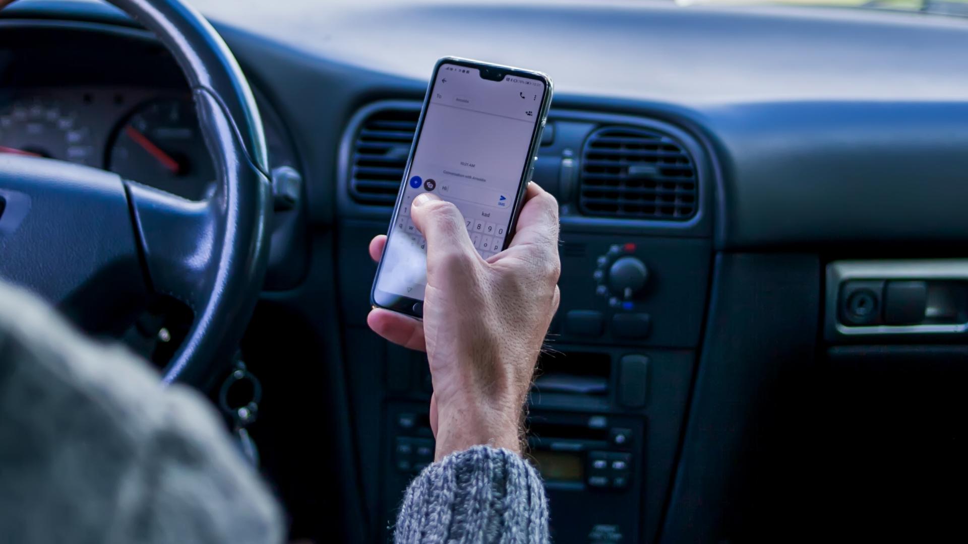 Porsche recalls more than 170k vehicles due to rearview camera issue ...