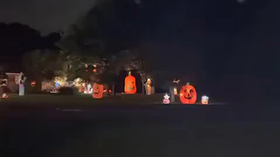 Mike & Beth’s Halloween house | wnep.com