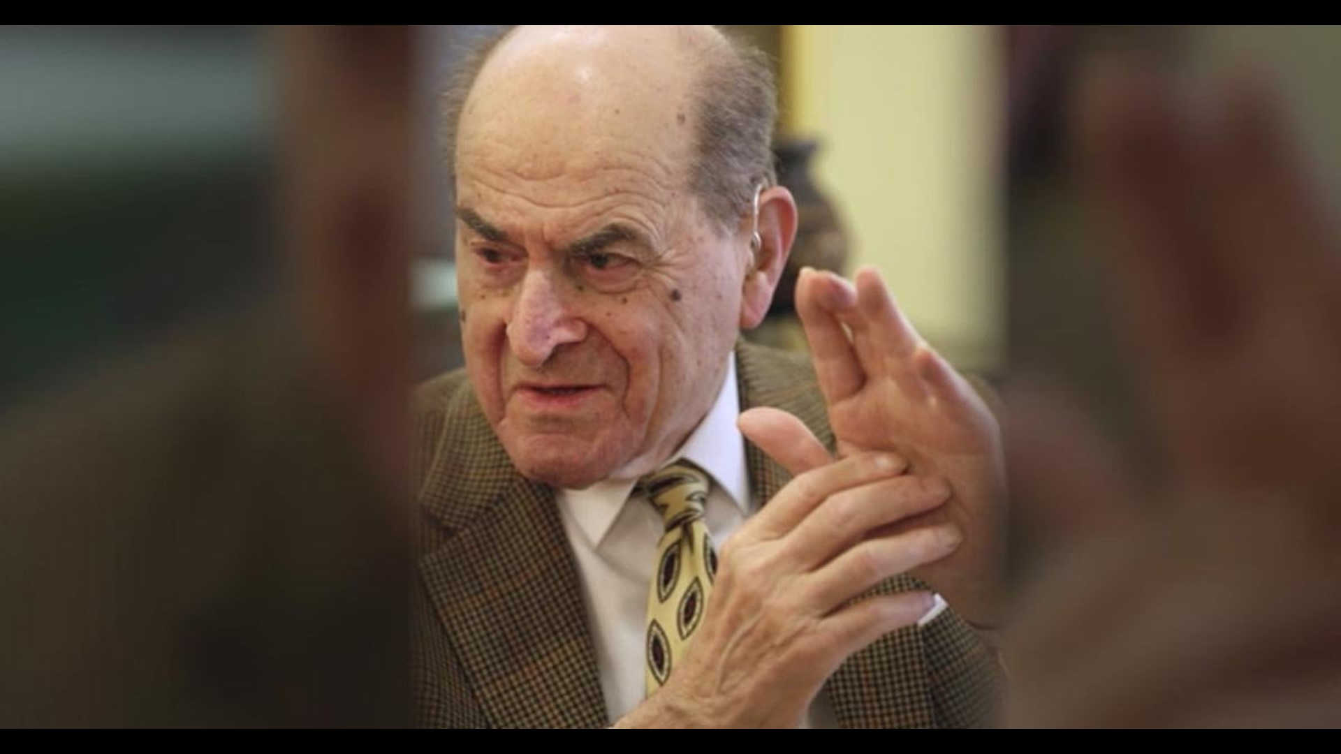 Dr. Heimlich, 96, Uses His Life-Saving Technique for the First Time ...