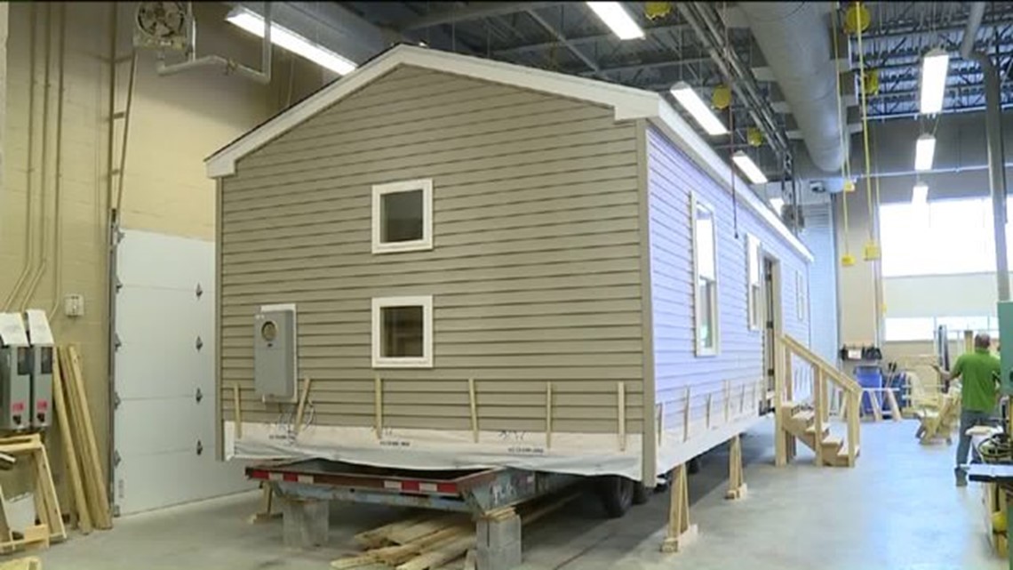 Students Build New Homes In School | wnep.com
