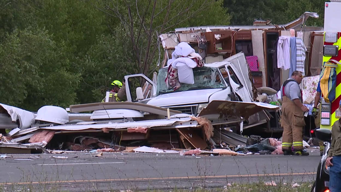 One dead, four injured after Interstate 84 crash | wnep.com