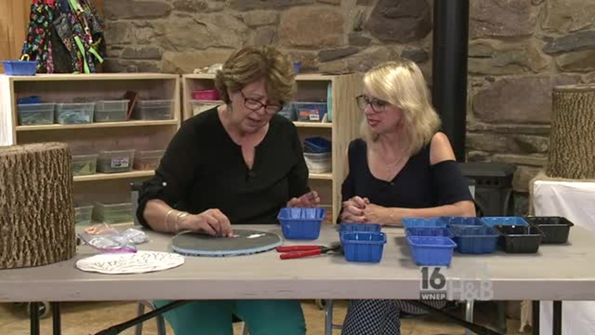 The Arts Barn: Create a Mosaic Log Table | wnep.com