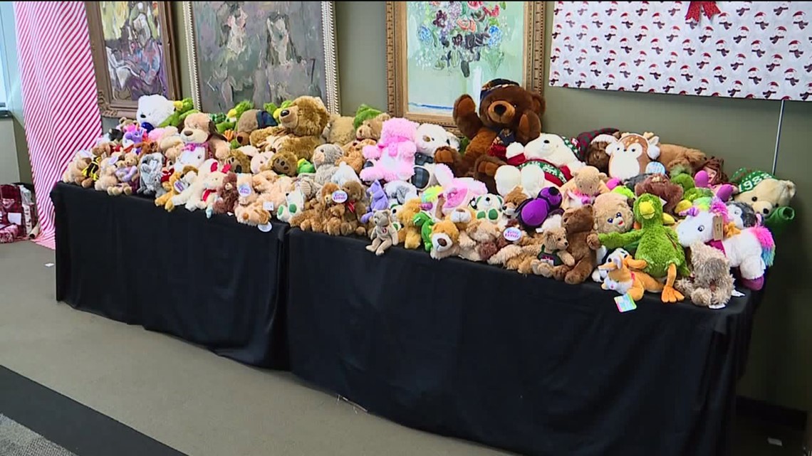 Teddy Bear Drive Hosted by East Stroudsburg Student Government | wnep.com