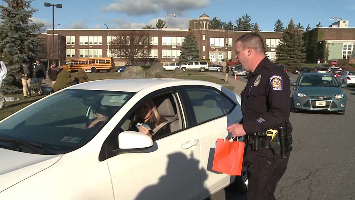 Dunmore Police Say Merry Christmas | wnep.com