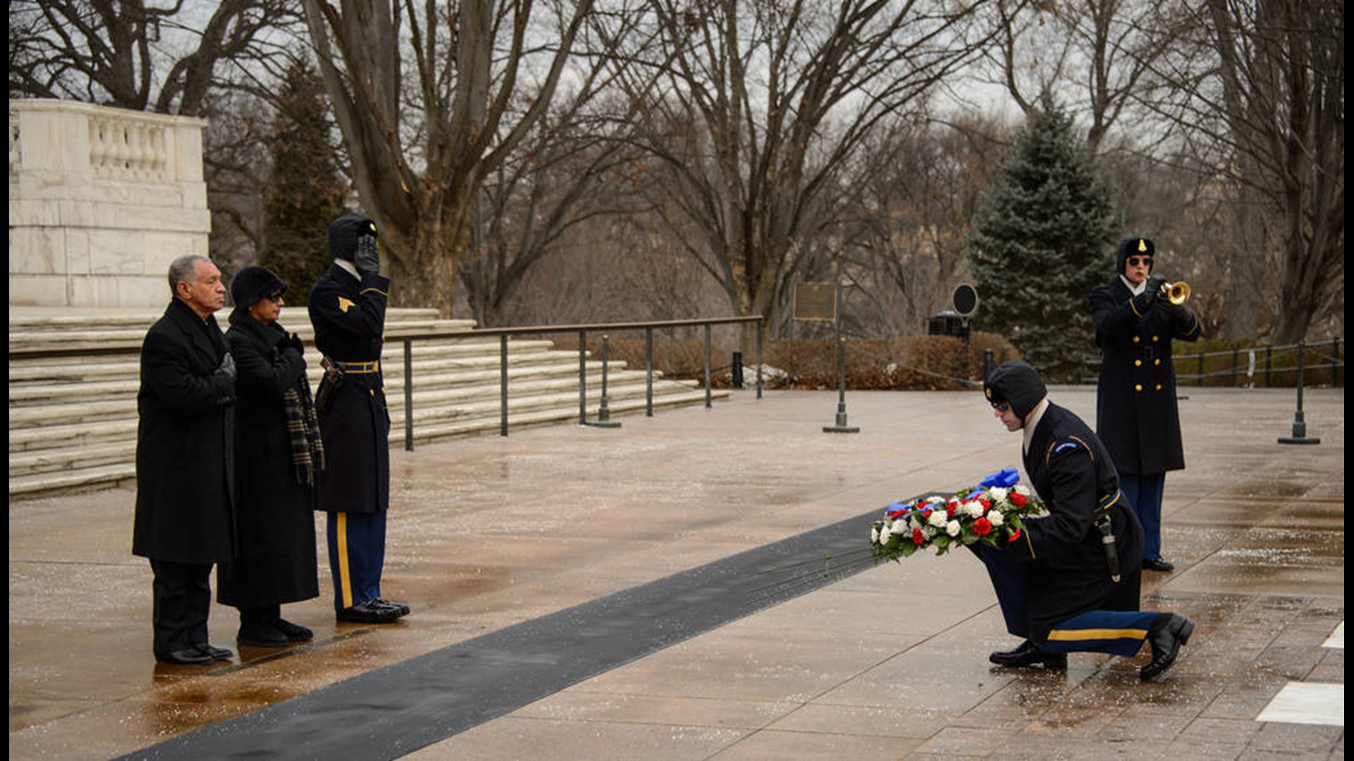 NASA Holds Day of Remembrance on 30th Anniversary of Challenger Tragedy ...