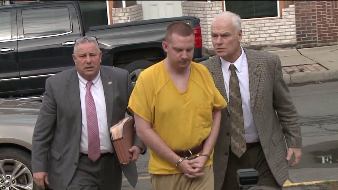 Former officer Mark Icker sentenced to 15 years in federal prison ...