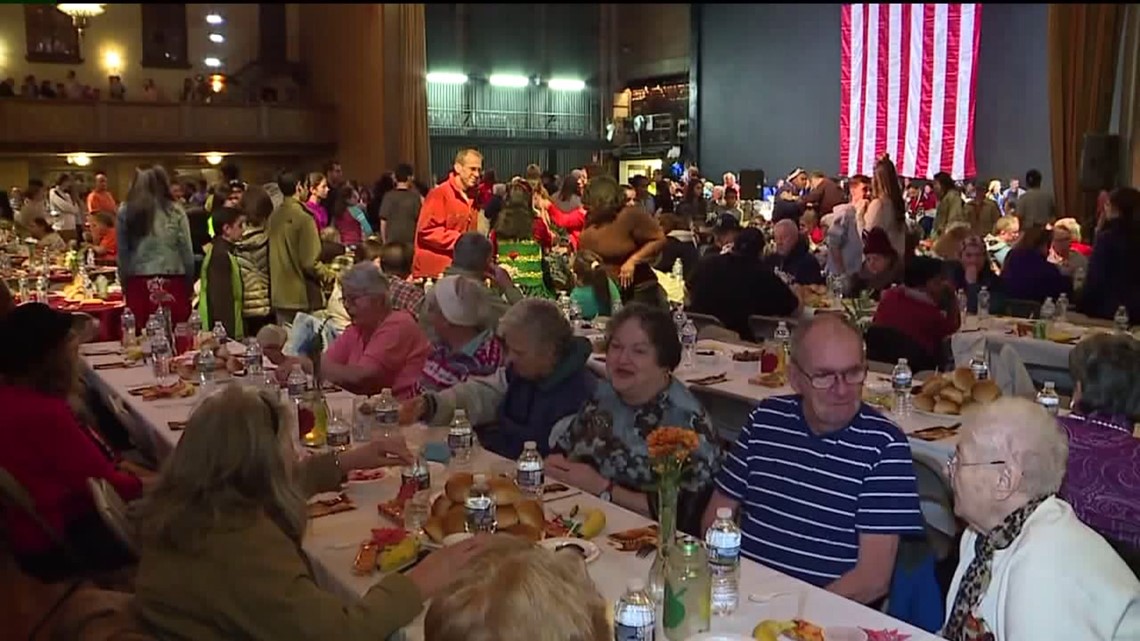 Friends of the Poor Prepares for Thanksgiving | wnep.com