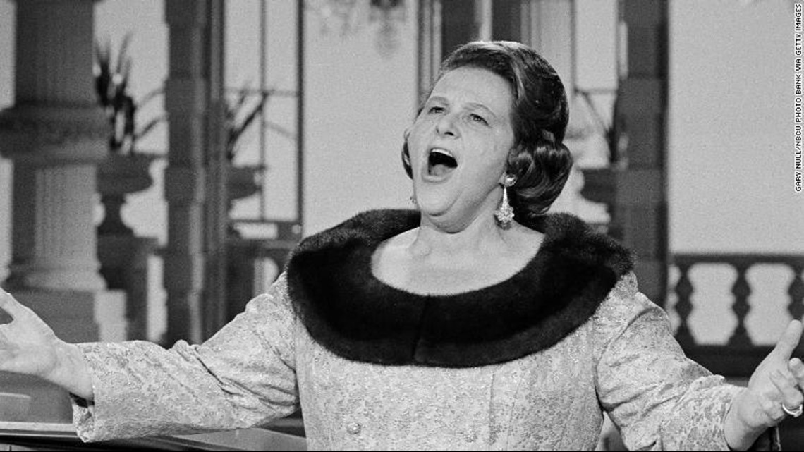 The Philadelphia Flyers Remove a Statue of Kate Smith | wnep.com
