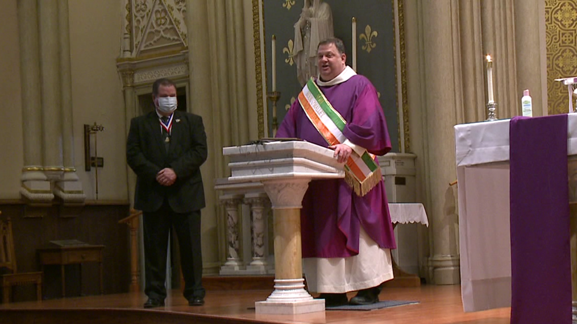 Scranton pastor named 'Man of the Year' by local organization | wnep.com