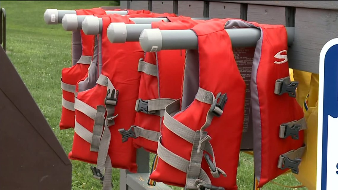 Loaner Life Vest Program in the Poconos | wnep.com