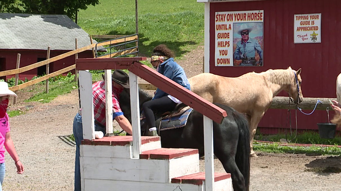 Stable reopens for horseback riding | wnep.com