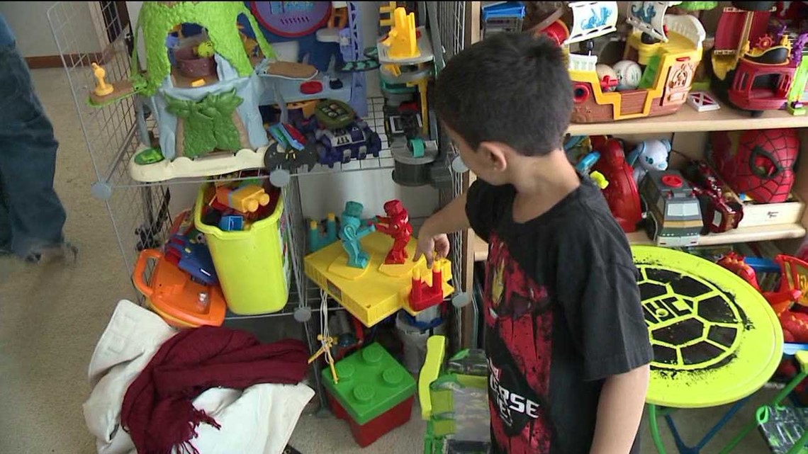 Kids Kickstart Project Playroom For Toys For Tots | wnep.com