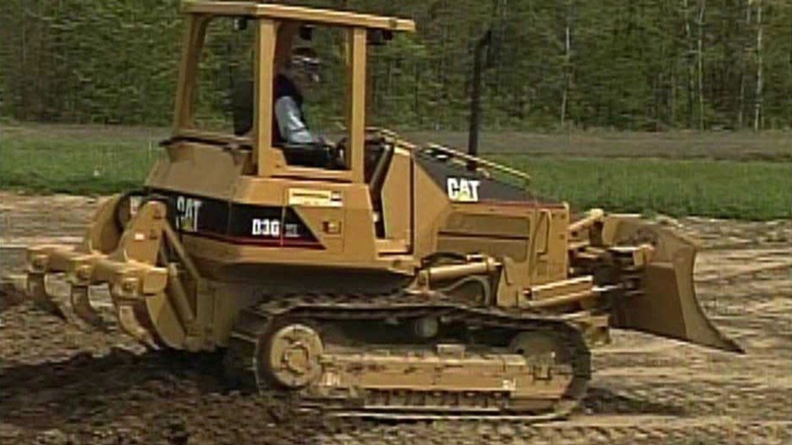 Learning To Run A Bulldozer | wnep.com