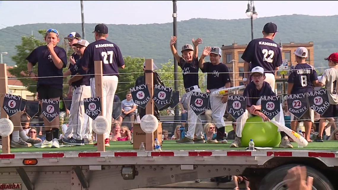 14th Annual Grand Slam Parade | wnep.com