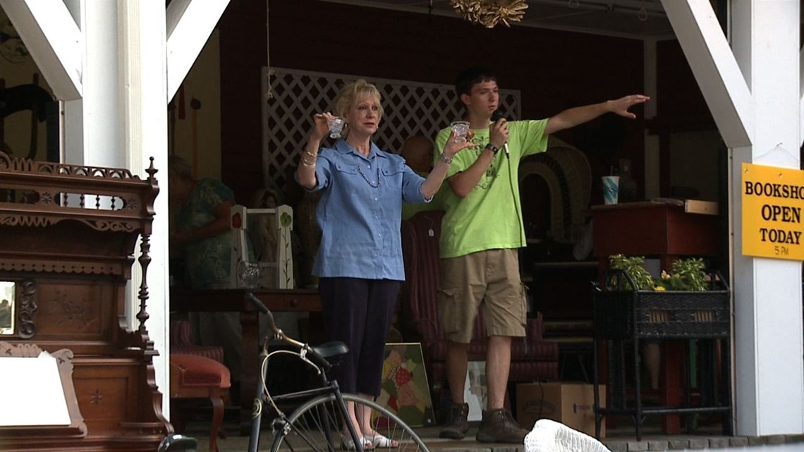 Back Mountain Library Auction in Action Again | wnep.com