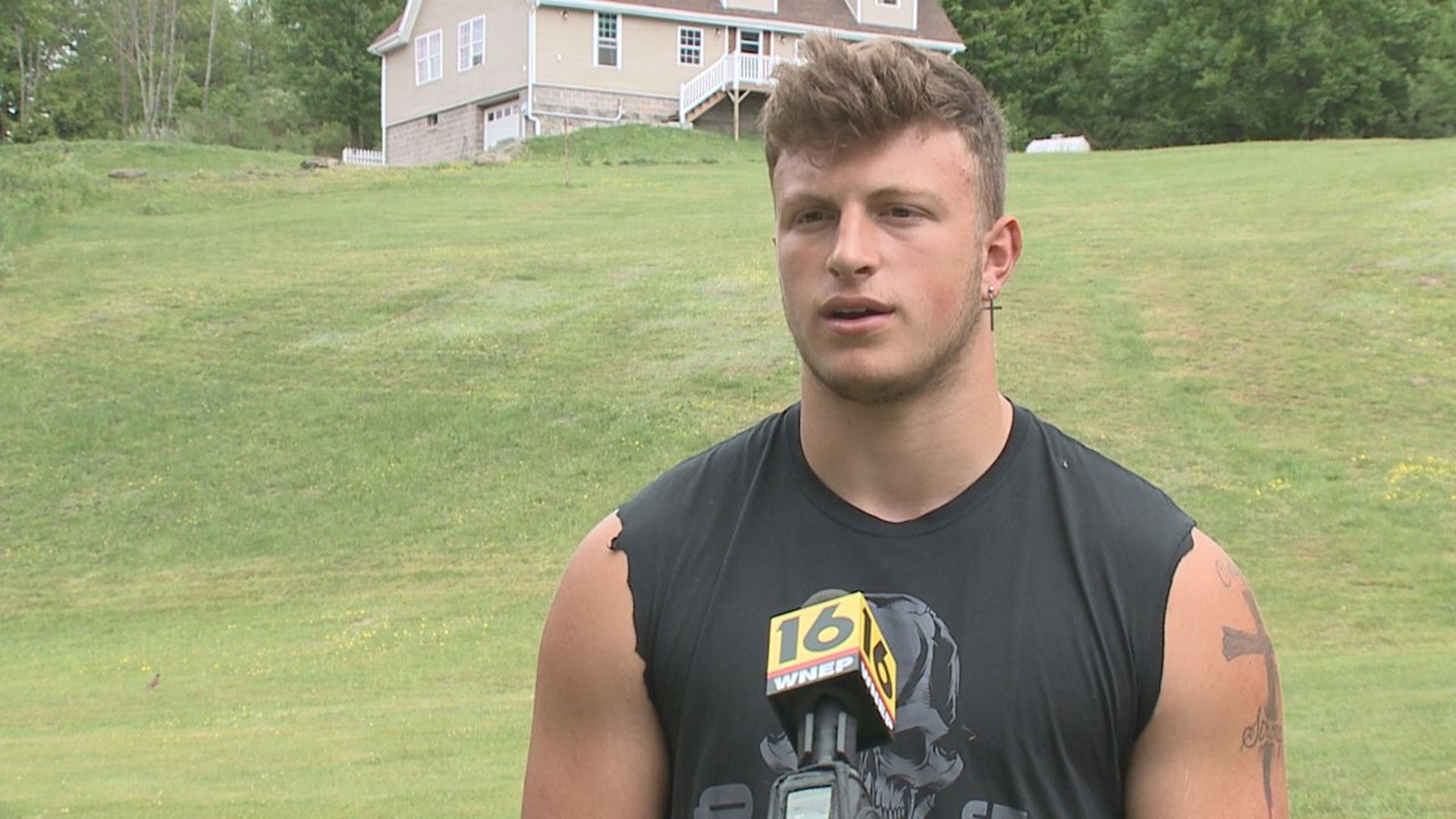 CJ Dippre commits to Maryland to play tight end for the Terrapins ...