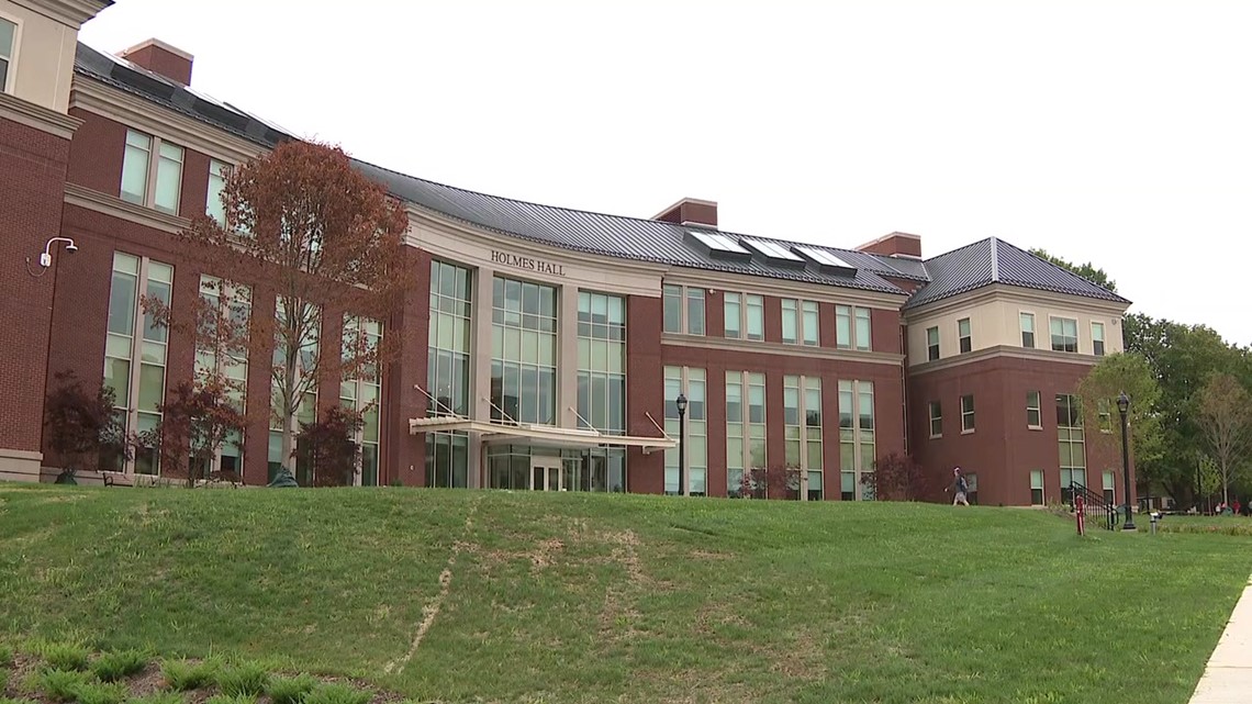 Bucknell University unveils new building as next freshman class moves ...