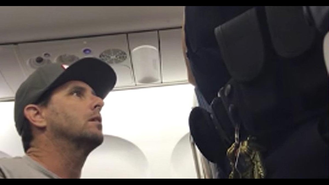 Family Kicked Off Delta Flight After Being Told to Give Up Child’s Seat ...