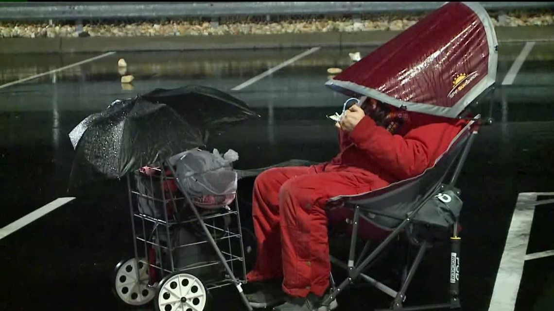 People Camp Outside New Chick-Fil-A in the Rain to Win Free Chicken for ...