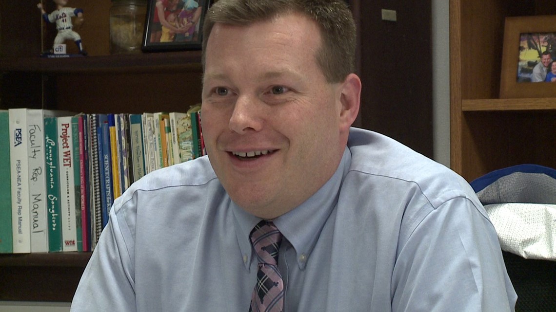 Wayne County Teacher Home After Global Teacher Award Ceremony | wnep.com