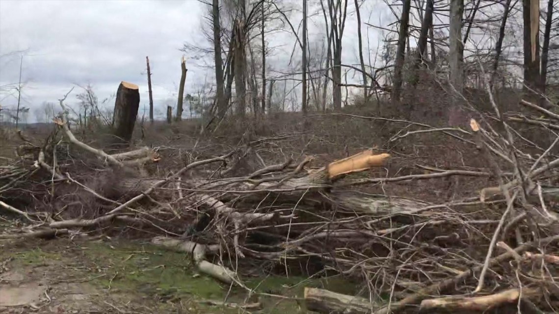 Picking Up the Pieces of Golf Course Ruined by Tornado | wnep.com