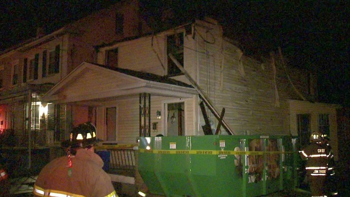 Roof Collapse Endangers Jim Thorpe Firefighters | wnep.com