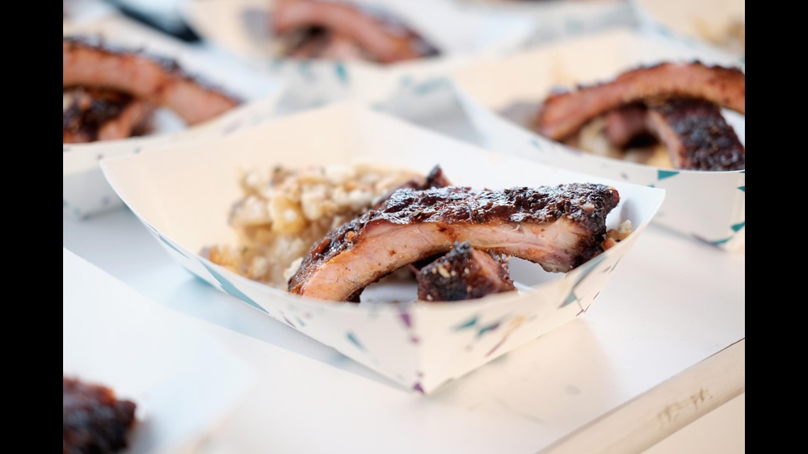 Barbecue lover wanted: Eat ribs and travel the country – while making ...