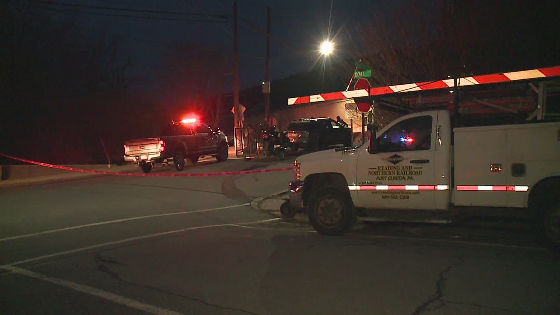 Train derailment causes traffic problems | wnep.com