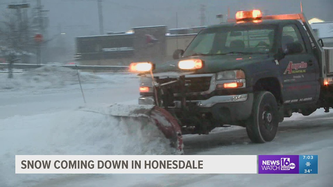 Snow piles up in Wayne County | wnep.com