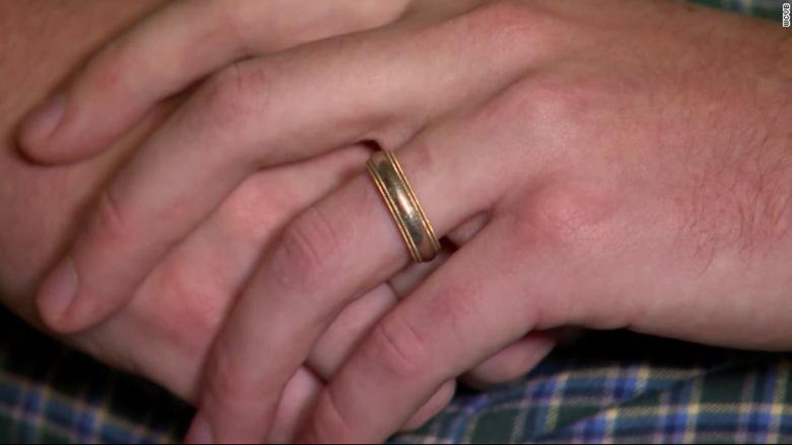 Hikers Miraculously Find Man’s Lost Wedding Ring On Snowy Mountain ...
