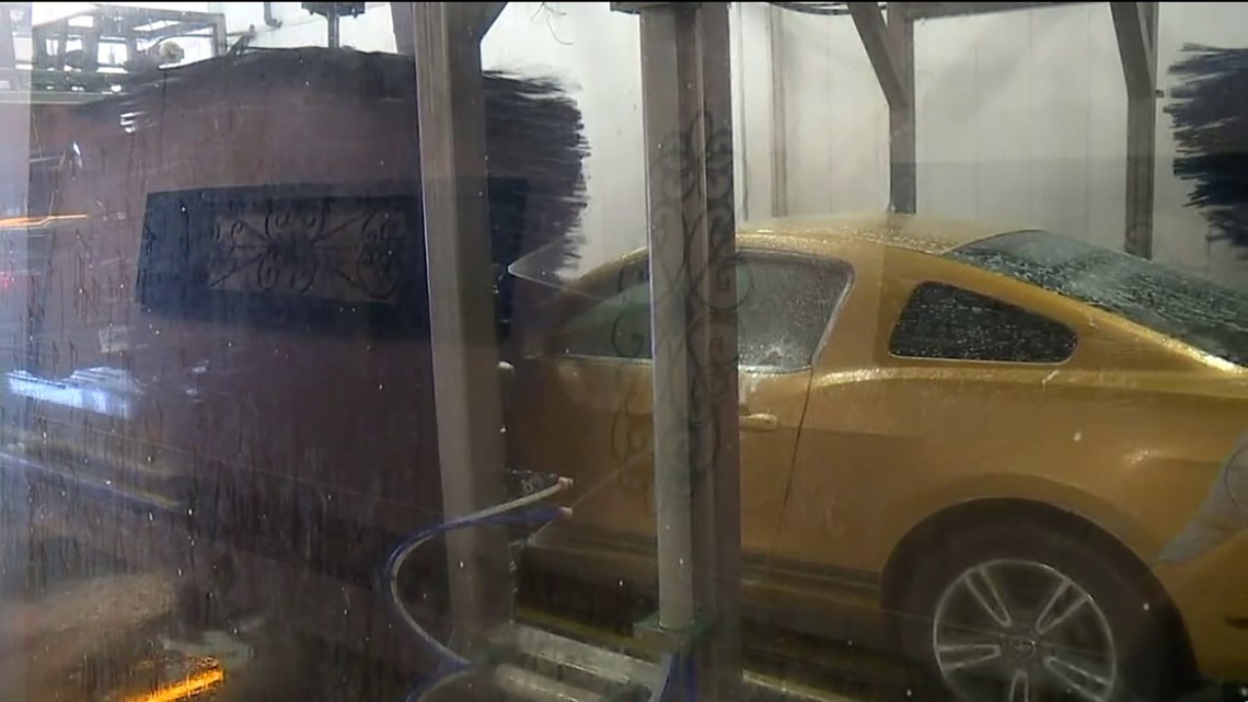 Car Washes Busy on Warm November Day | wnep.com