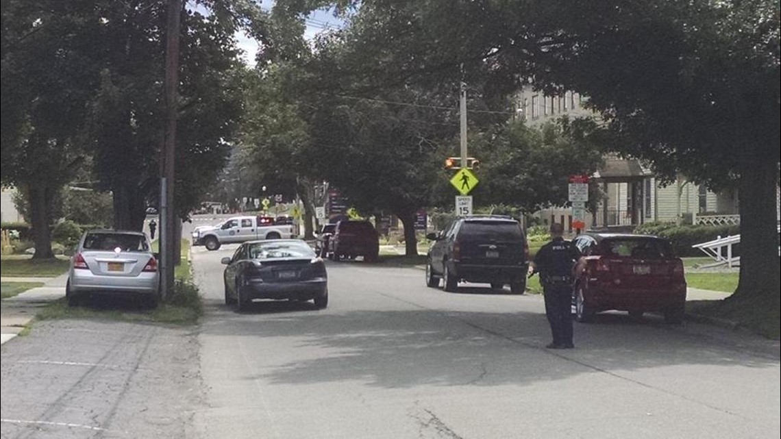 Standoff in Sayre Ends, Man in Custody | wnep.com