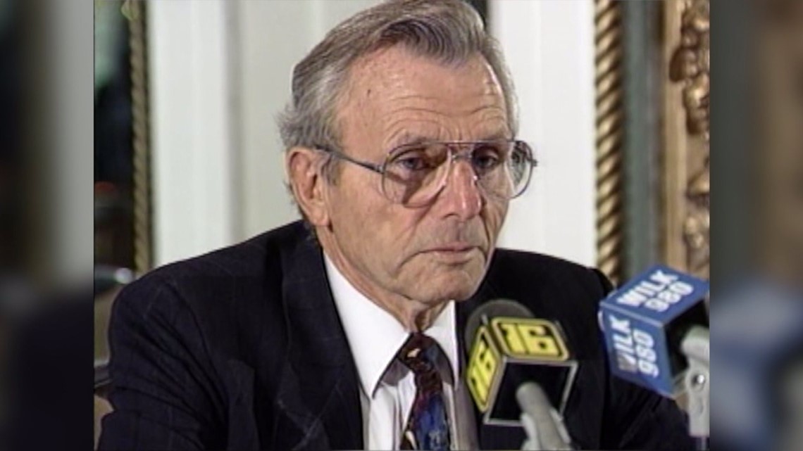 Frank Carlucci, Defense Secretary Under President Reagan, Dies at 87 ...