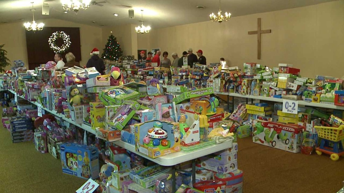 Packing Toys For Tots | wnep.com