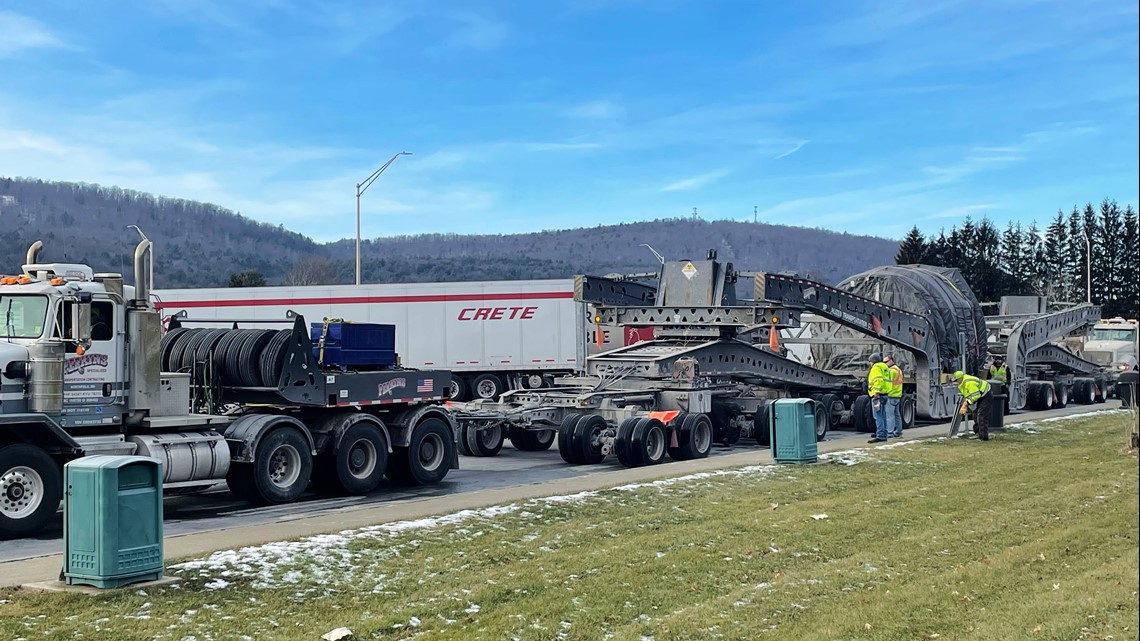 'Superload' set to slow traffic on area interstates | wnep.com