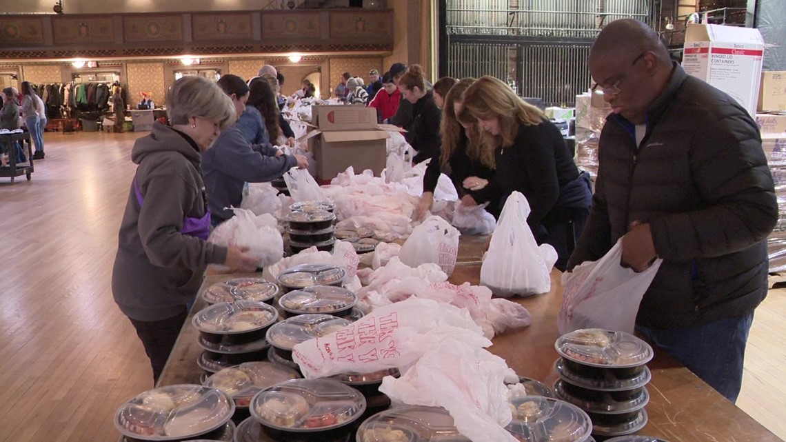 Scranton Friends of the Poor Thanksgiving meal distribution | wnep.com