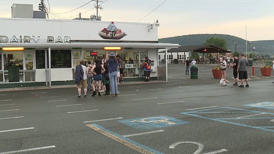 Cooling off at Heisler's Cloverleaf Dairy | wnep.com
