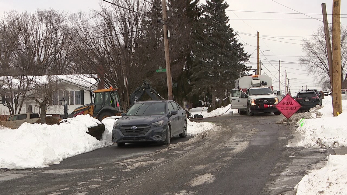 Crews work to repair water main break in Minooka | wnep.com