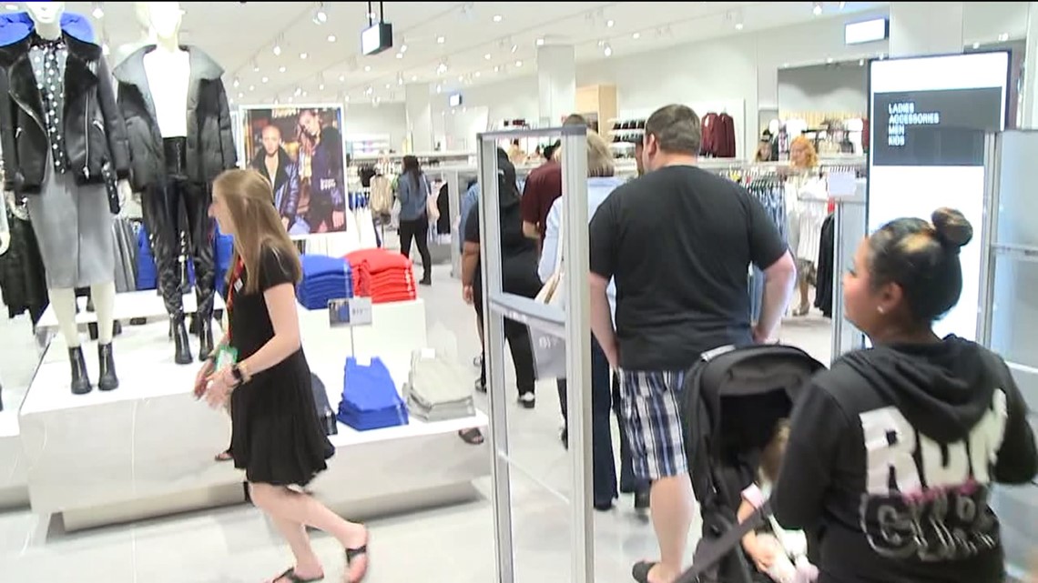 Hundreds of Shoppers Come out for Grand Opening of Popular Clothing ...