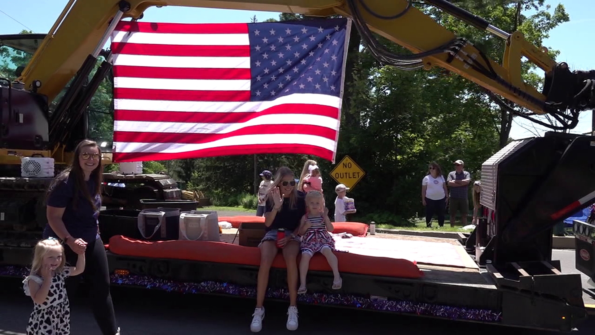Hundreds come together for beloved Fourth of July tradition in Montrose | wnep.com