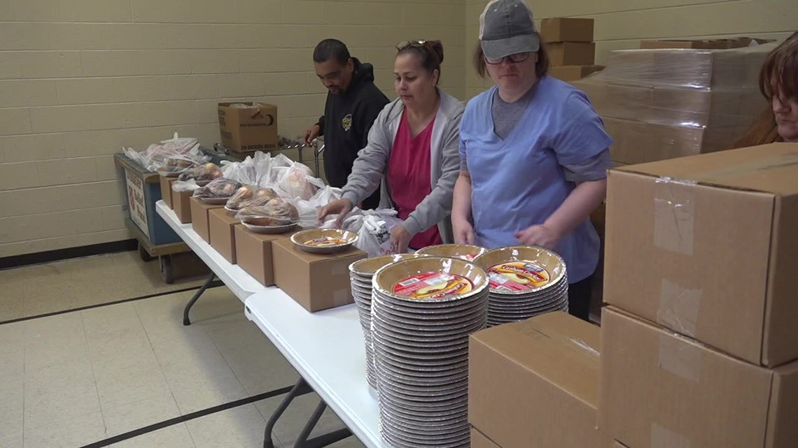 Salvation Army handed out Thanksgiving meal kits in Wilkes-Barre | wnep.com