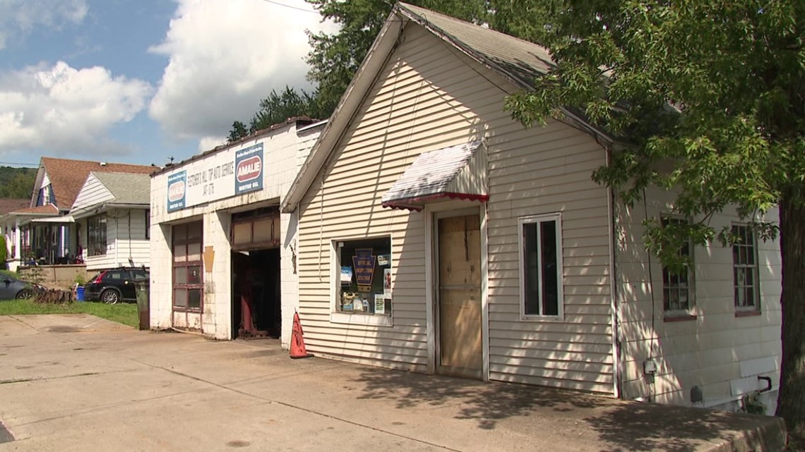 Thieves break in and steal equipment, inspection stickers from auto ...