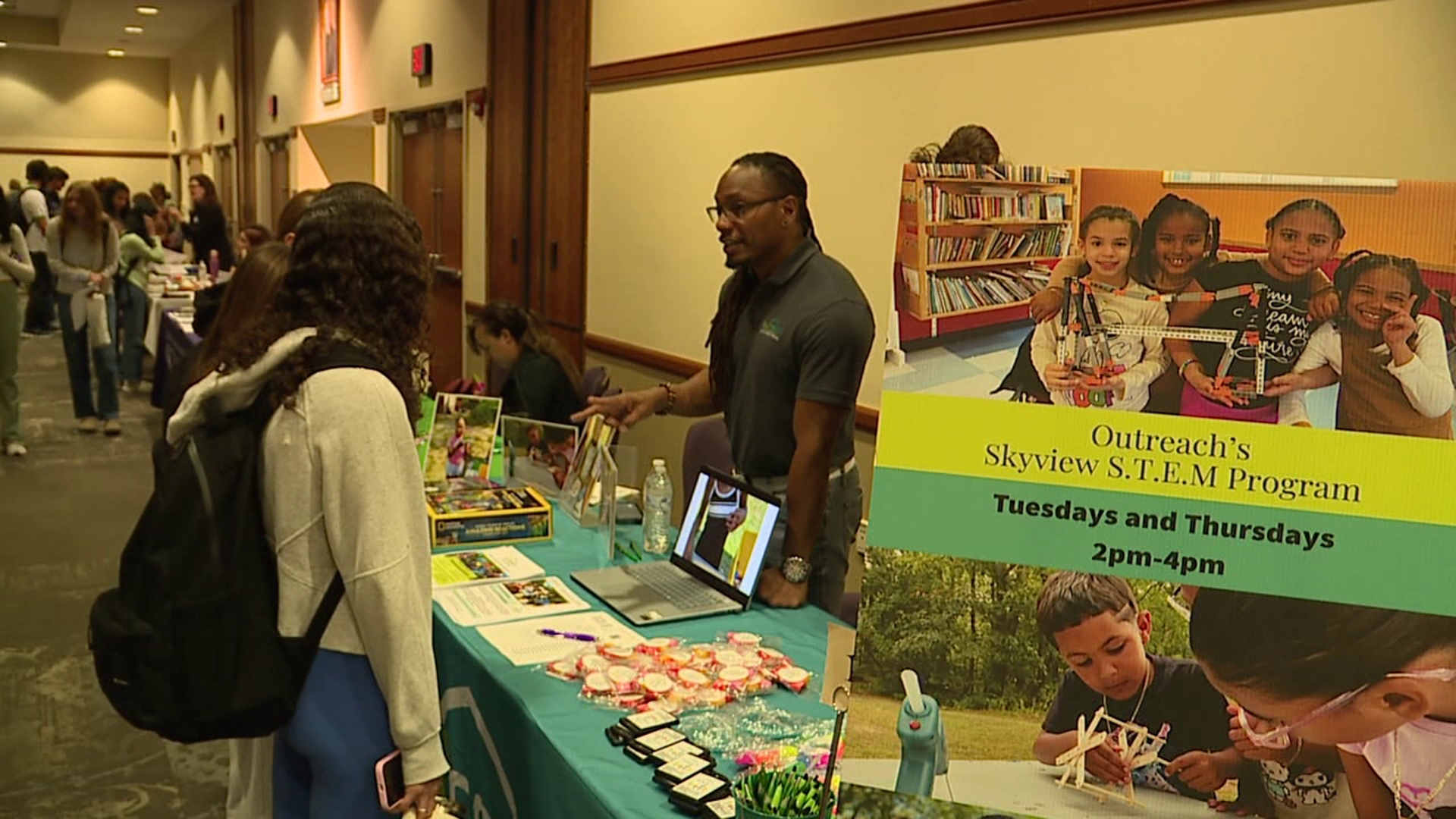 University of Scranton students embrace volunteer spirit at annual fair ...